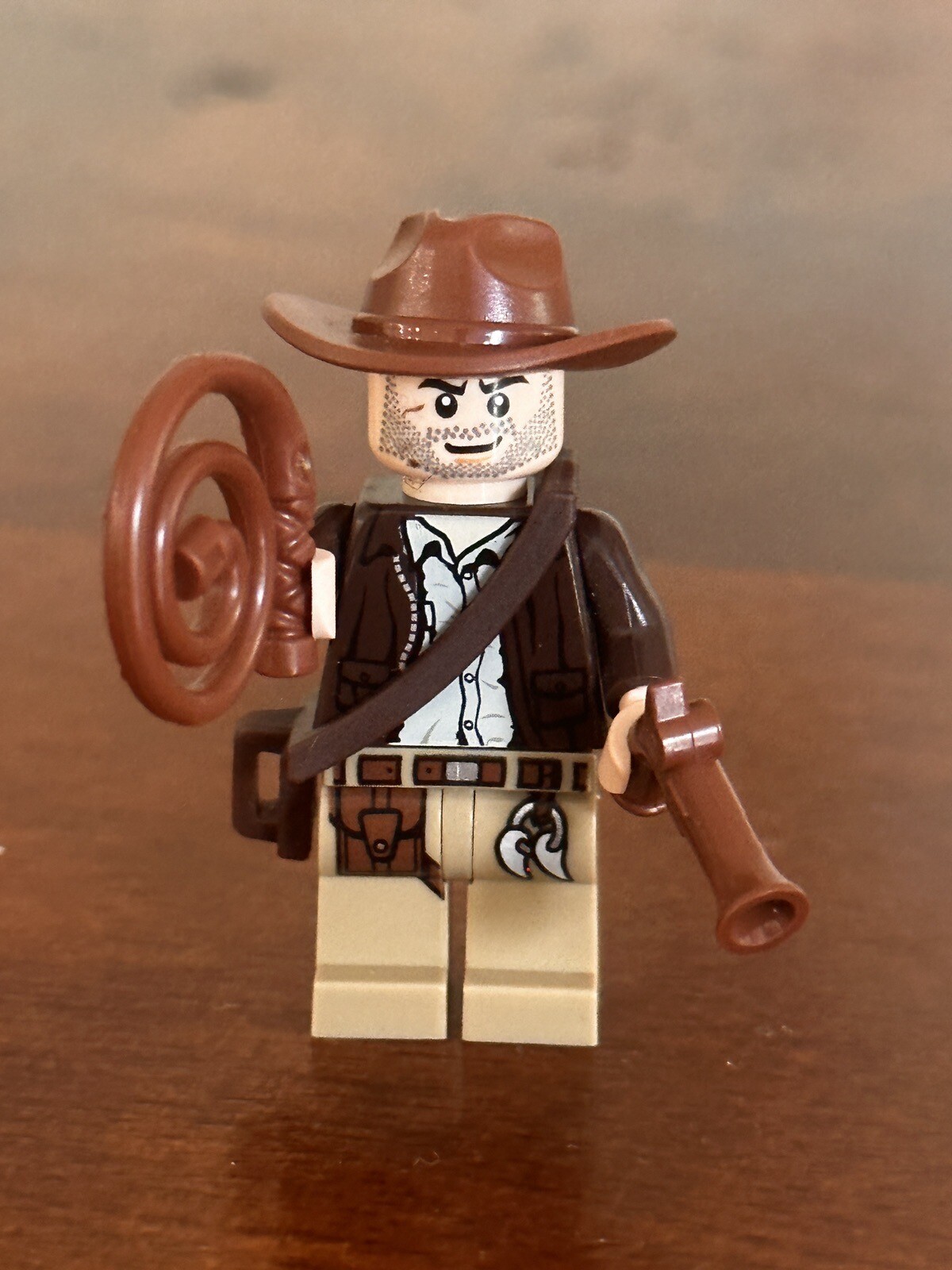 1x LEGO MINIFIGURE MINIFIG Indiana Jones Whip Duffle Bag Slouch Hat Gun ...