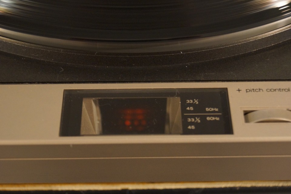 Luxman PX-101 Turntable | Tangential Tracking | Super Clear Sound