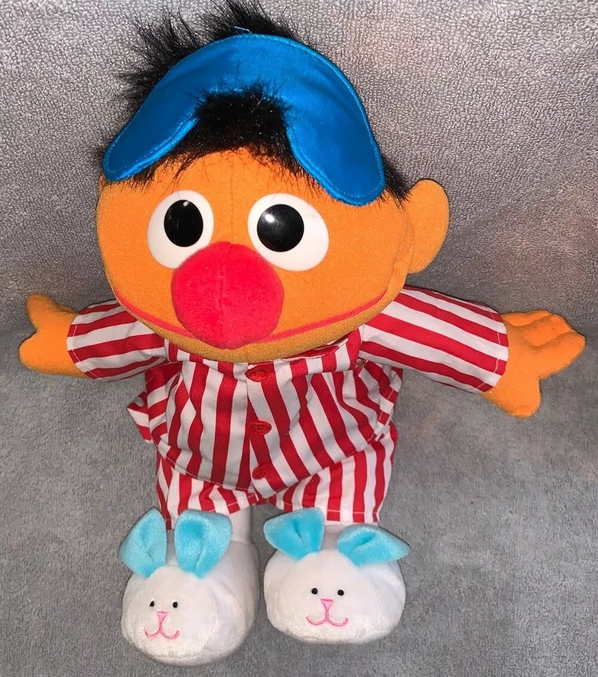 Vintage TYCO Jim Henson Sesame Street Animated SING & SNORE ERNIE in PJ ...