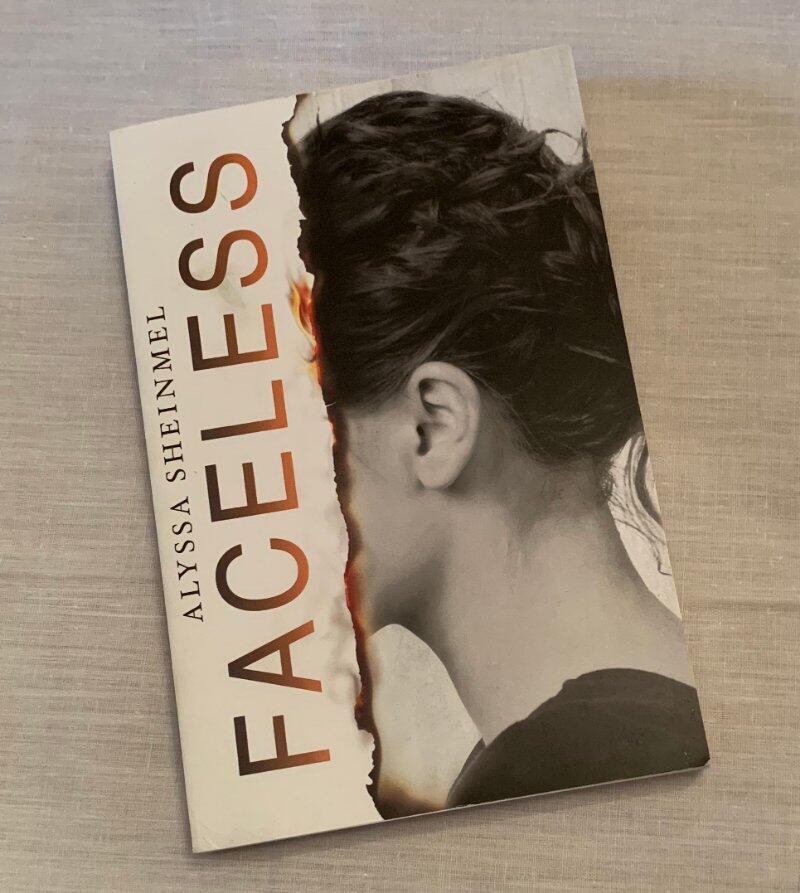 Faceless by Alyssa Sheinmel Paperback 2015 for sale online | eBay
