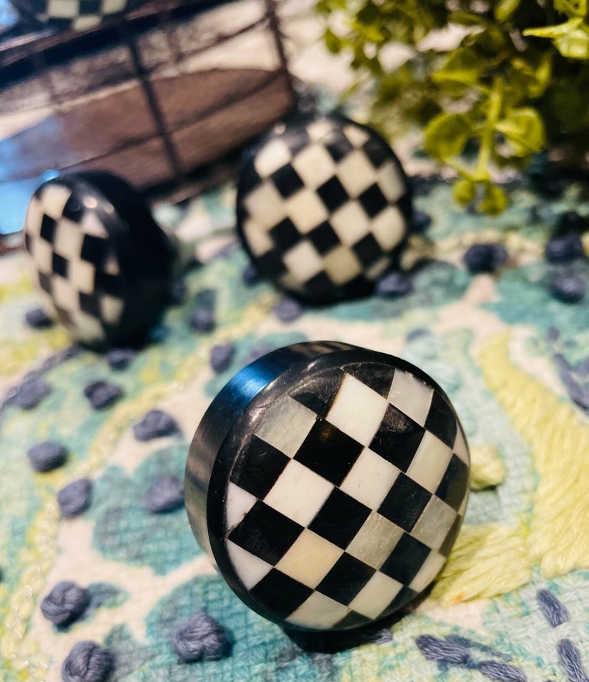 10; Courtly Check Cabinet Door knobs black white checkered M. Childs ...