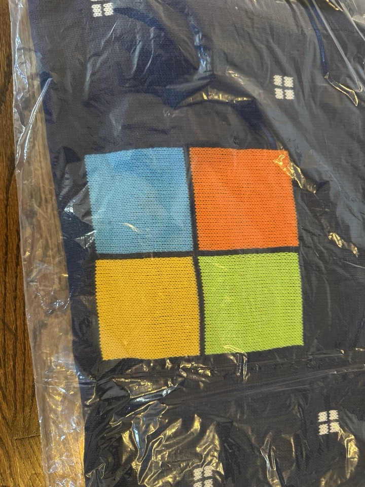 Official Microsoft Windows Snowy Scene Holiday Ugly Sweater XL | eBay