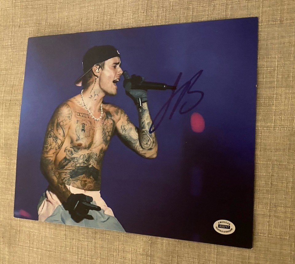Justin Bieber Hand-Signed (Autographed) 8x10” Color Photo • w/ COA ...