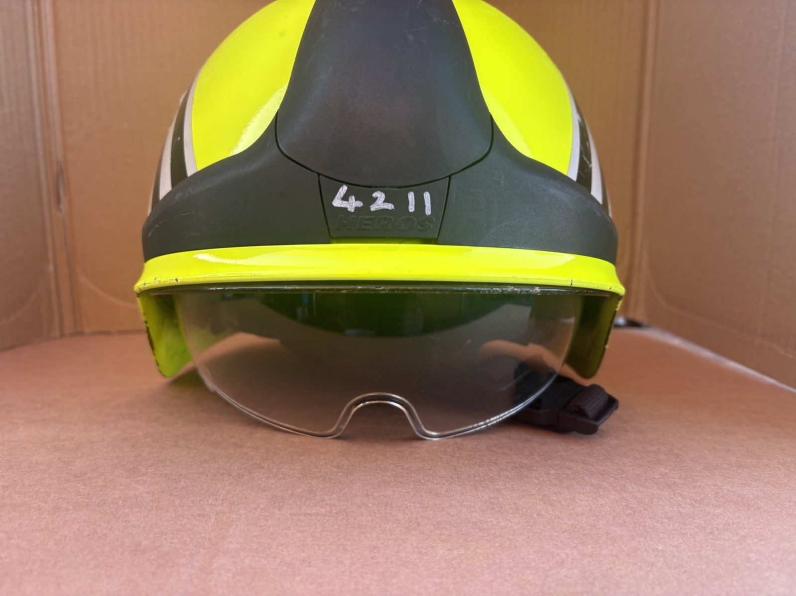 CREW MANAGER ROSENBAUER "HEROS-XTREME" FIREFIGHTING HELMET | eBay