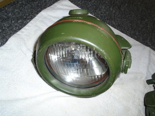 2 x NOS Genuine Hella 1A3 003 600-17, Nato 6220-12-179-3794 Headlights ...