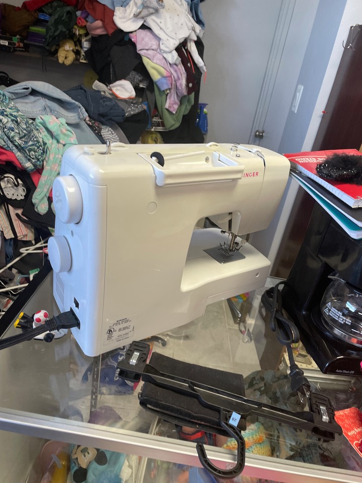 Singer 3116 Simple 18 Sewing Machine (Pedal Included) 309786017623| eBay