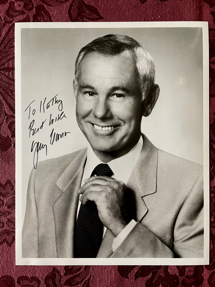 *SIGNED* Johnny Carson ~ 8 X 10 B&W Glossy Photograph ~ With COA | eBay