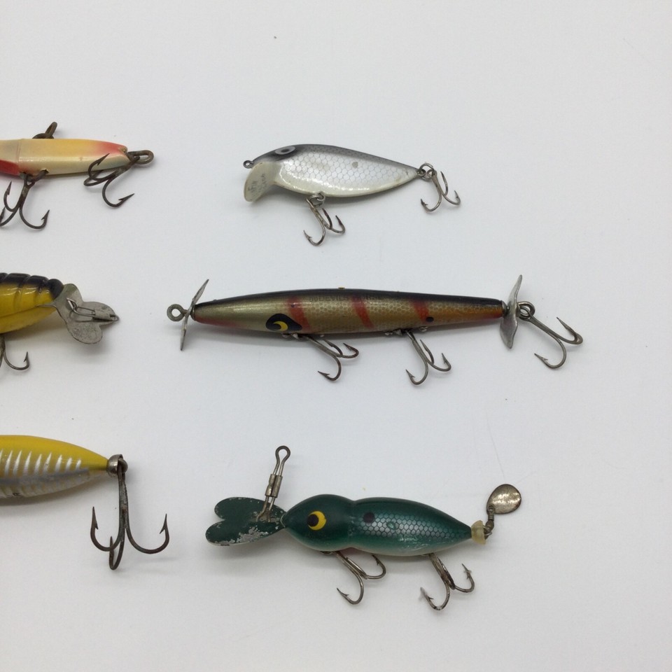 Lot of 10 Vintage Fishing Lures Heddon, Smithwick Devil's Horse, Mirro ...