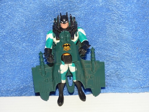 BATMAN : GREEN & WHITE SUITE WITH REMOVABLE BOOSTER ROCKETS KIT 1994 ...