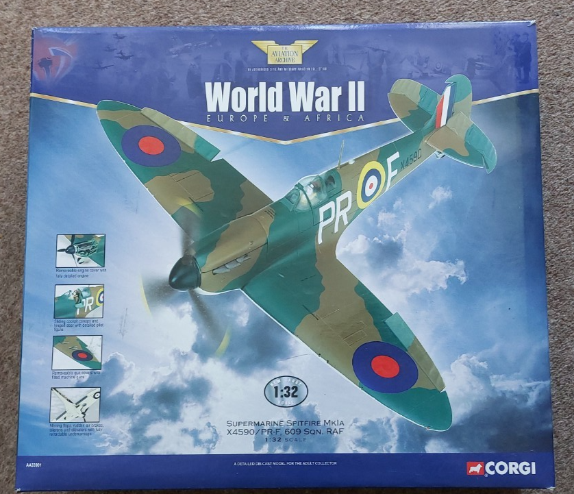 1:32 scale CORGI Supermarine Spitfire Mk1A- model AA33901 - Superb ...