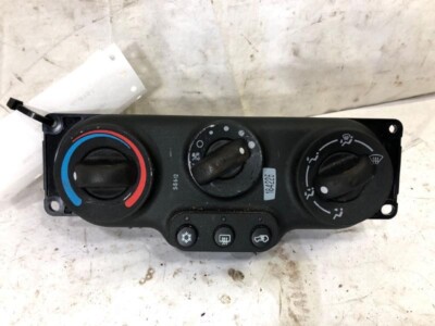2005 Chevrolet Equinox A/C AC Temperature Heater Climate Control Oem | eBay