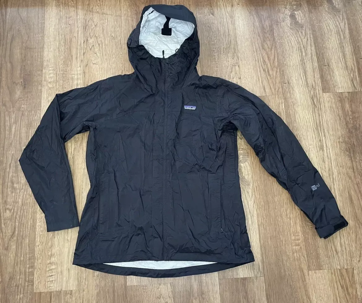 Mens patagonia waterproof sales jacket Mens patagonia waterproof sales jacket