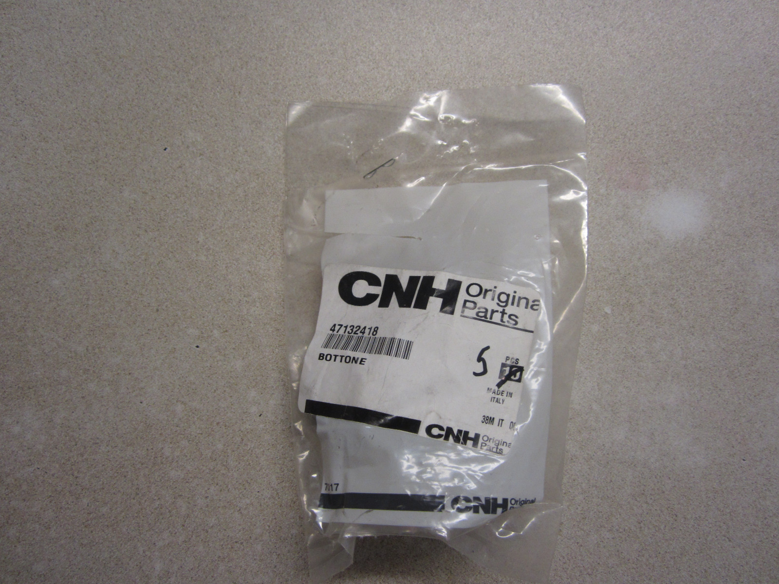 CNH-New Holland 47132418 (5) Buttons | eBay