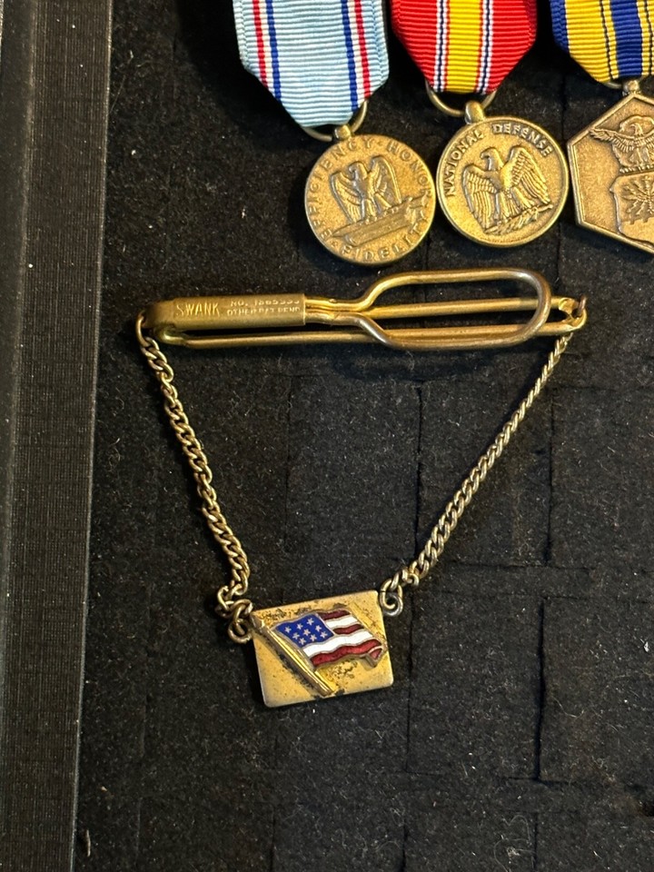 Vintage Lot of Military Badges Ranks Awards Pins Insignias Cuff Links ...