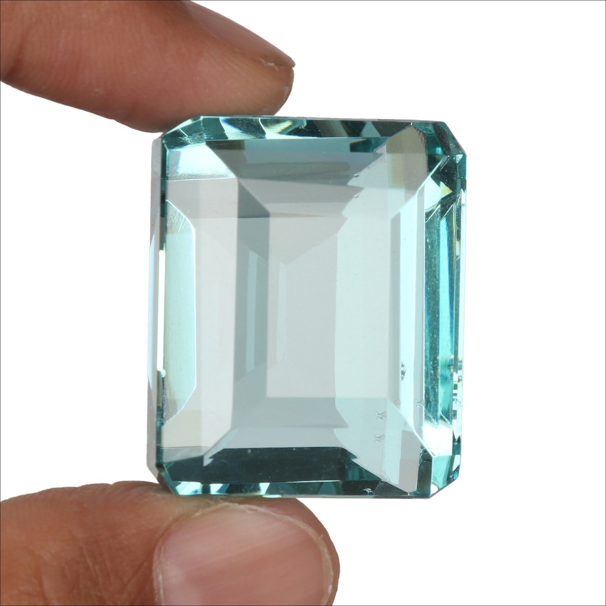 Large Aquamarine Gemstones