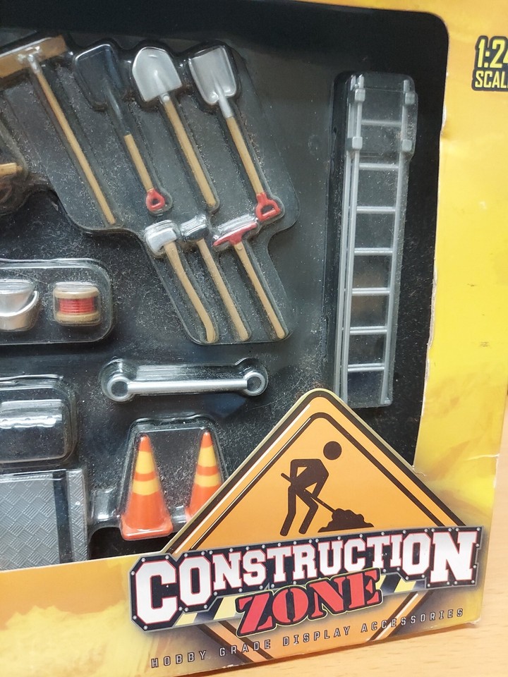 Hobby Gear: 23pc Set Construction Zone 1/24 Scale | eBay