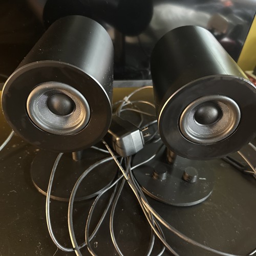 Razer RZ05-02460100-R3U1 Nommo Chroma Full Range 2.0 PC Gaming Speakers ...