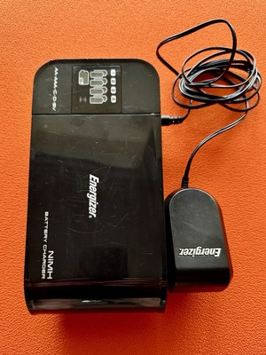 Energizer Battery charger for D, C, AA, AAA, AAAA (1.5-volt), PP3 (9 ...