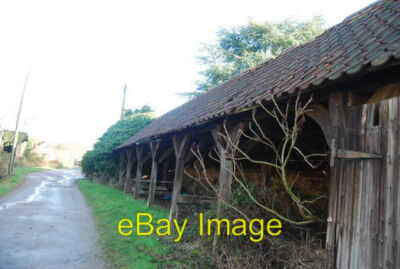 Photo 6x4 Farm building, Great Tangley Manor Farm Chilworth c2013 | eBay UK