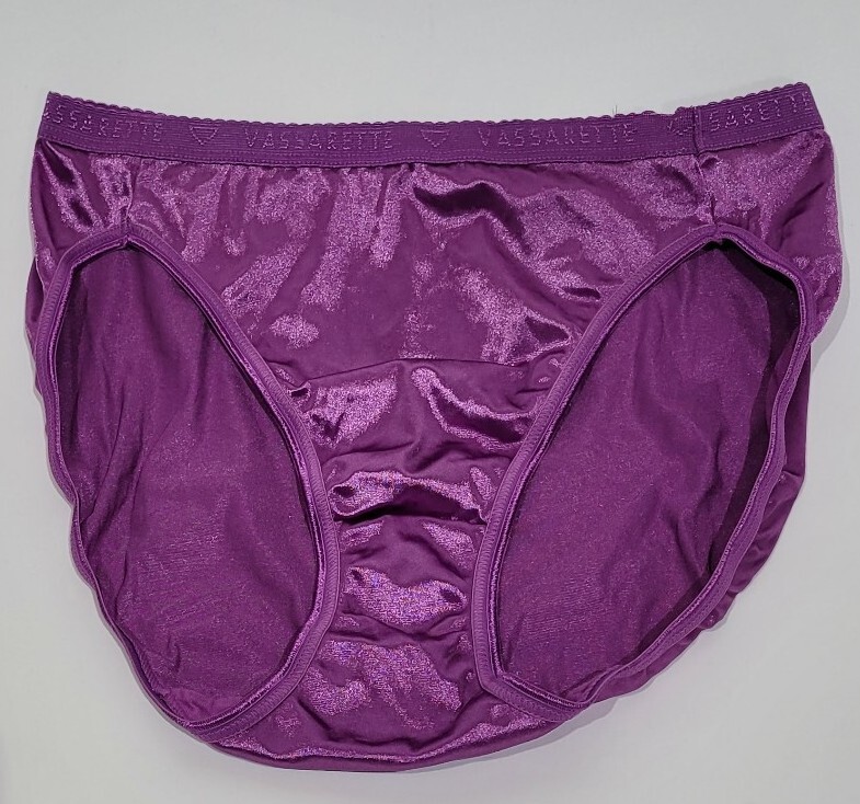 Vassarette Vintage Second Skin Satin Glossy Wet Look … Gem
