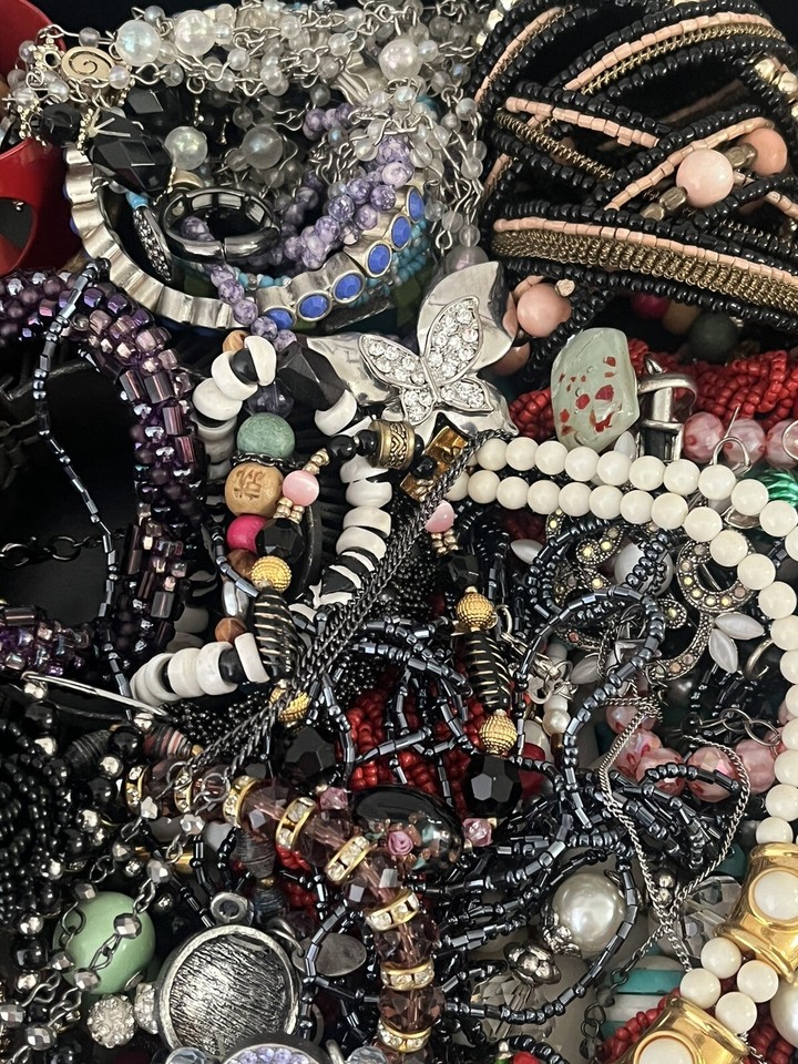 100+ Pc Vintage To Now Mostly Wearable Junk Drawer Jewelry Lot | eBay