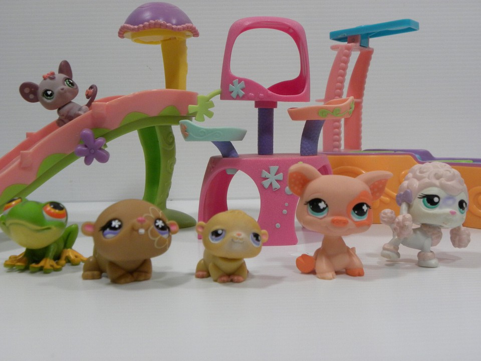 Littlest Pet Shop Lot; Park Slide, Pool, Cat Tower With 6 Figures | eBay