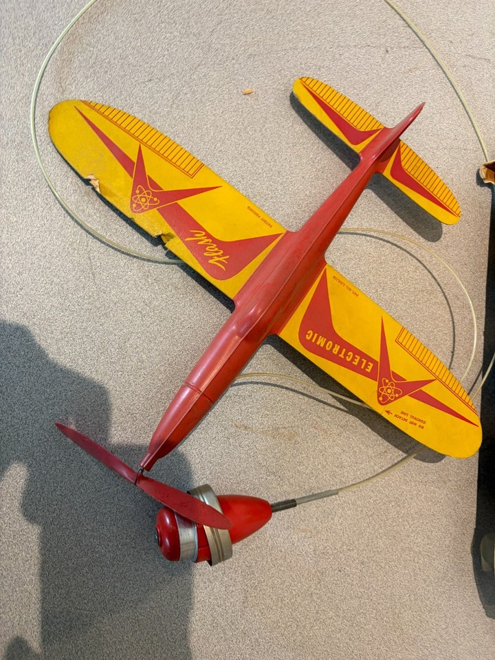 Vintage Electromic Super Flash Airplane Battery Powered Flying Model ...