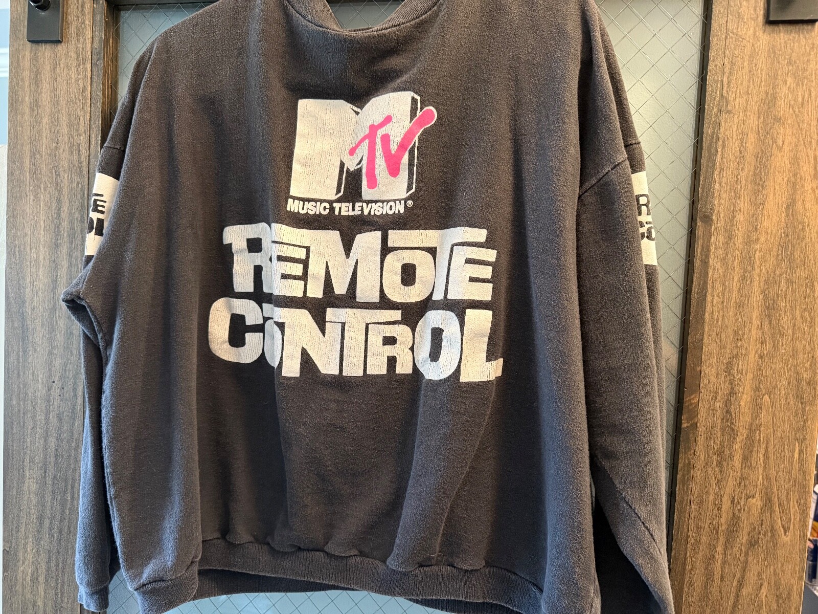 Vintage Faded 1980s MTV Remote Control Game Show Crew… - Gem