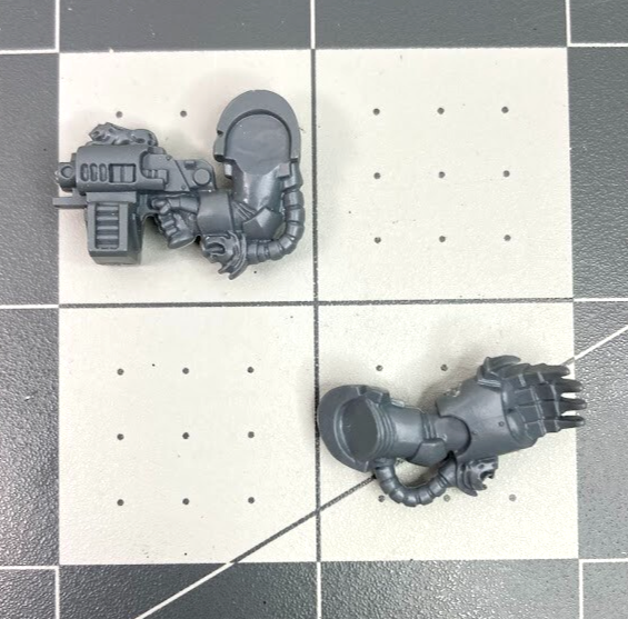 40k Space Wolves TERMINATOR STORM BOLTER & POWER FIST #1 Wolf Guard bits GW BD25 | eBay