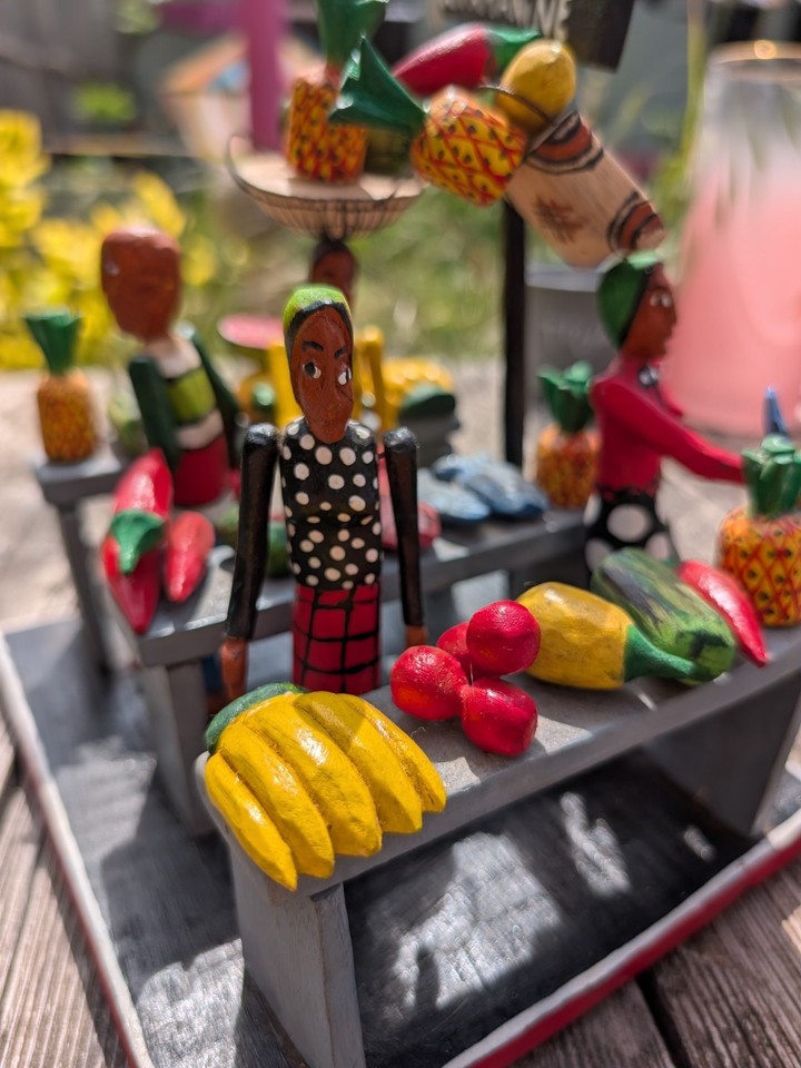 Mozambique Wooden Carving Hand crafted Market Scene Miniatures African ...