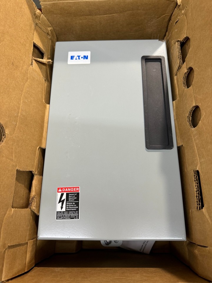 Eaton ECC03C1A2A Lighting Contactor (C30CN) 30 Amp 2 Poles | eBay
