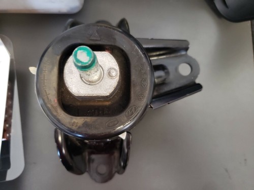 HYUNDAI OEM 11-15 Elantra-Engine Motor Mount Torque Strut 21810A5000 | eBay