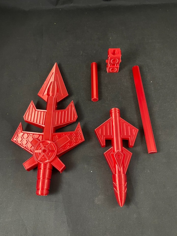 Blaster Gun & Spear for G1/Titan Return Scorponok/Black Zarak ...