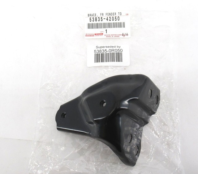 Genuine OEM Toyota 53835-0R050 Passenger RH Front Fender Brace 2019 ...