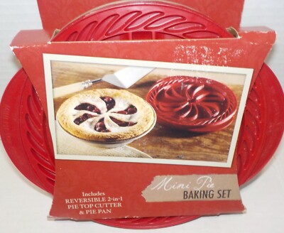 NORDIC WARE MINI PIE Baking Set Reversible 2 in 1 Pie Top CUTTER & PIE ...