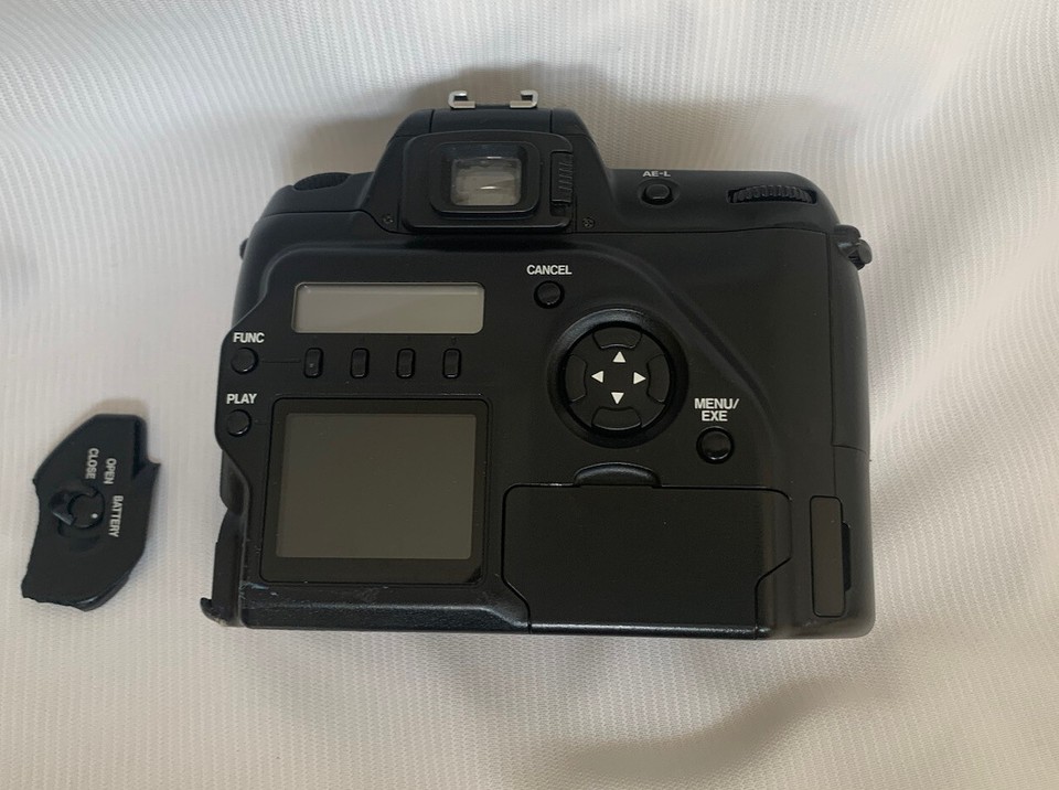 Fuji Fujifilm FinePix S1 Pro Body Camera Reflex Camera (Nikon F mount ...