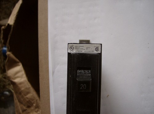 EATON CIRCUIT BREAKER E7819 QBHW1020 SINGLE POLE 20A | eBay