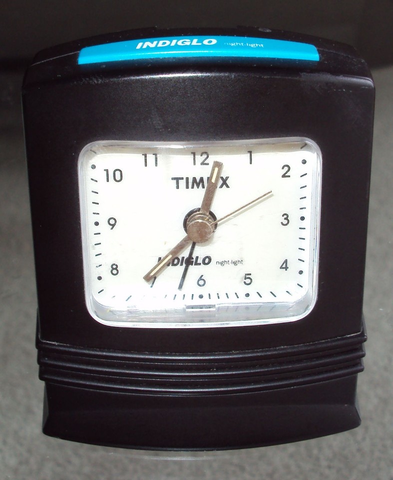 Timex INDIGLO Blue Night Light Travel Alarm Clock Battery Operated | eBay