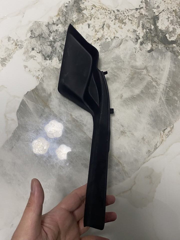 OEM 53866-0R051/53866-0R052 | TOYOTA OEM Right Front Fender to Cowl ...