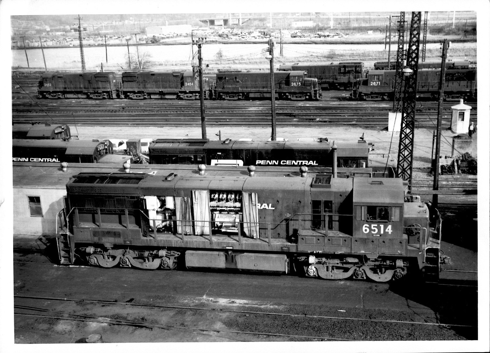 1974 Penn Central Freight Train #6514 Engine 5x7 Photo X2200S New Haven ...