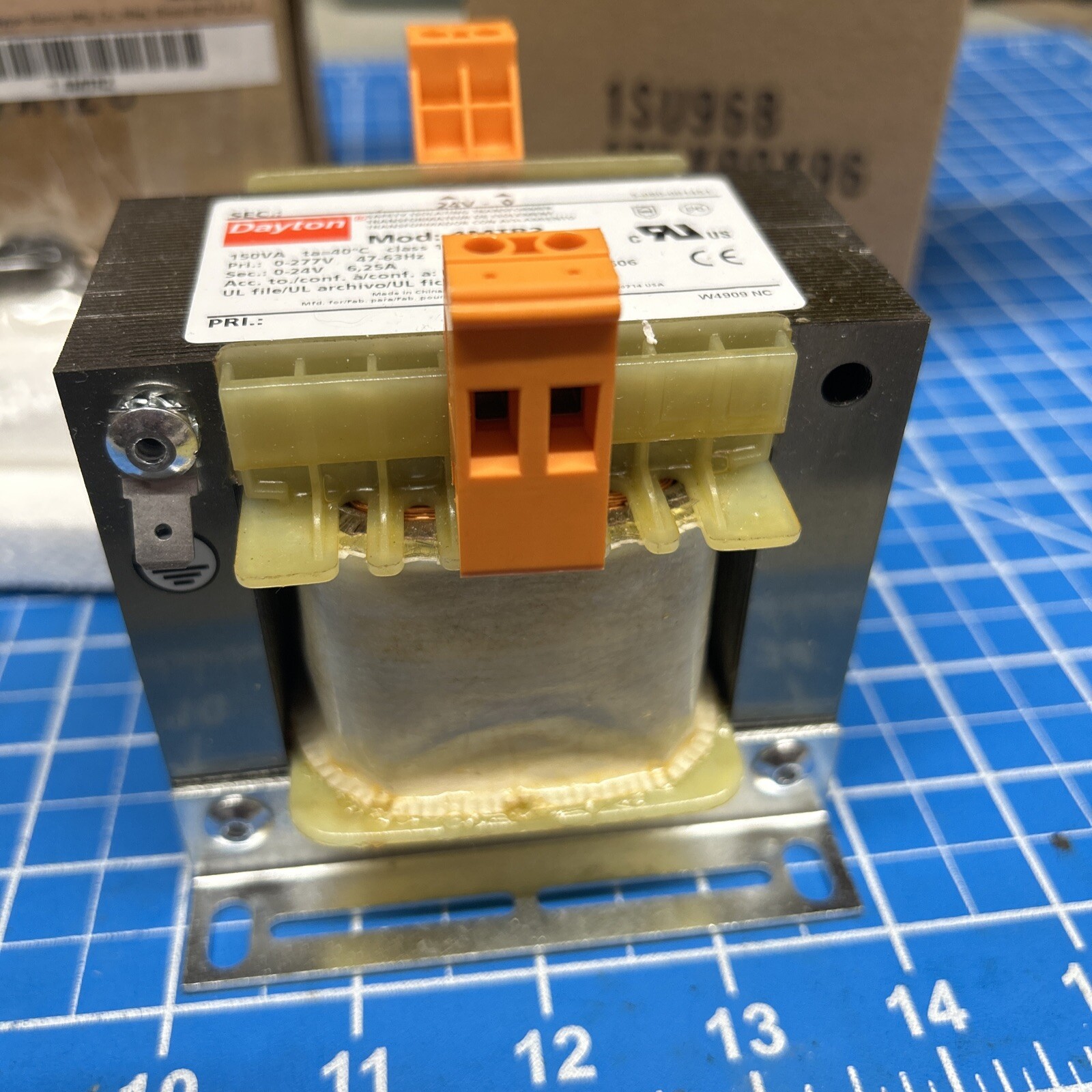 DAYTON 4MTR2 Control Transformer 277V AC, 24V AC Foot, 150 VA VA Rating ...