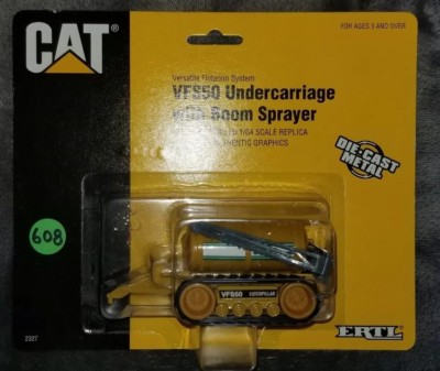 CAT VFS50 UNDERCARRIAGE WITH BOOM SPRAYER Diecast 1:64 Model ERTL 1996 ...