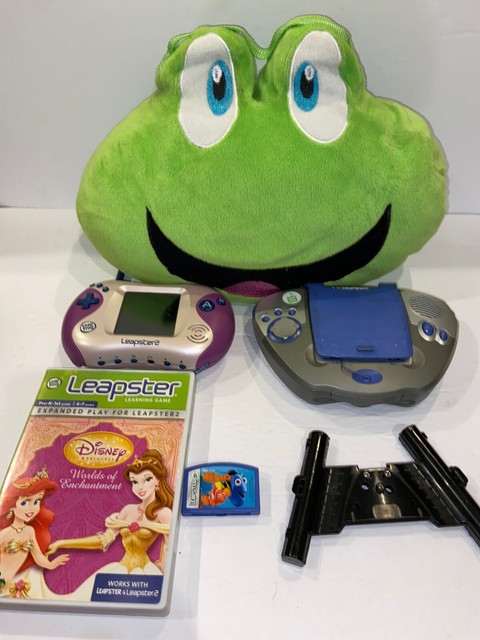 Leapfrog Leapster Lot: Leapster, Leapster 2, 2 Games, Bag, Battery Pack ...