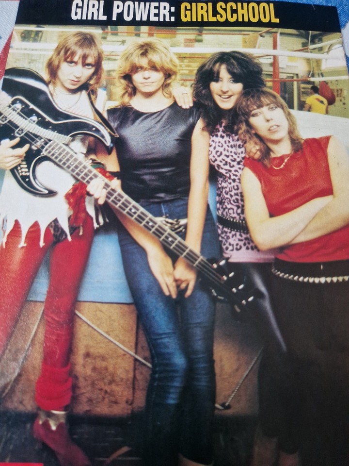 SUZI QUATRO / GIRLSCHOOL A4 POSTER 21 cm x30cm - RAW 70er Jahre | eBay