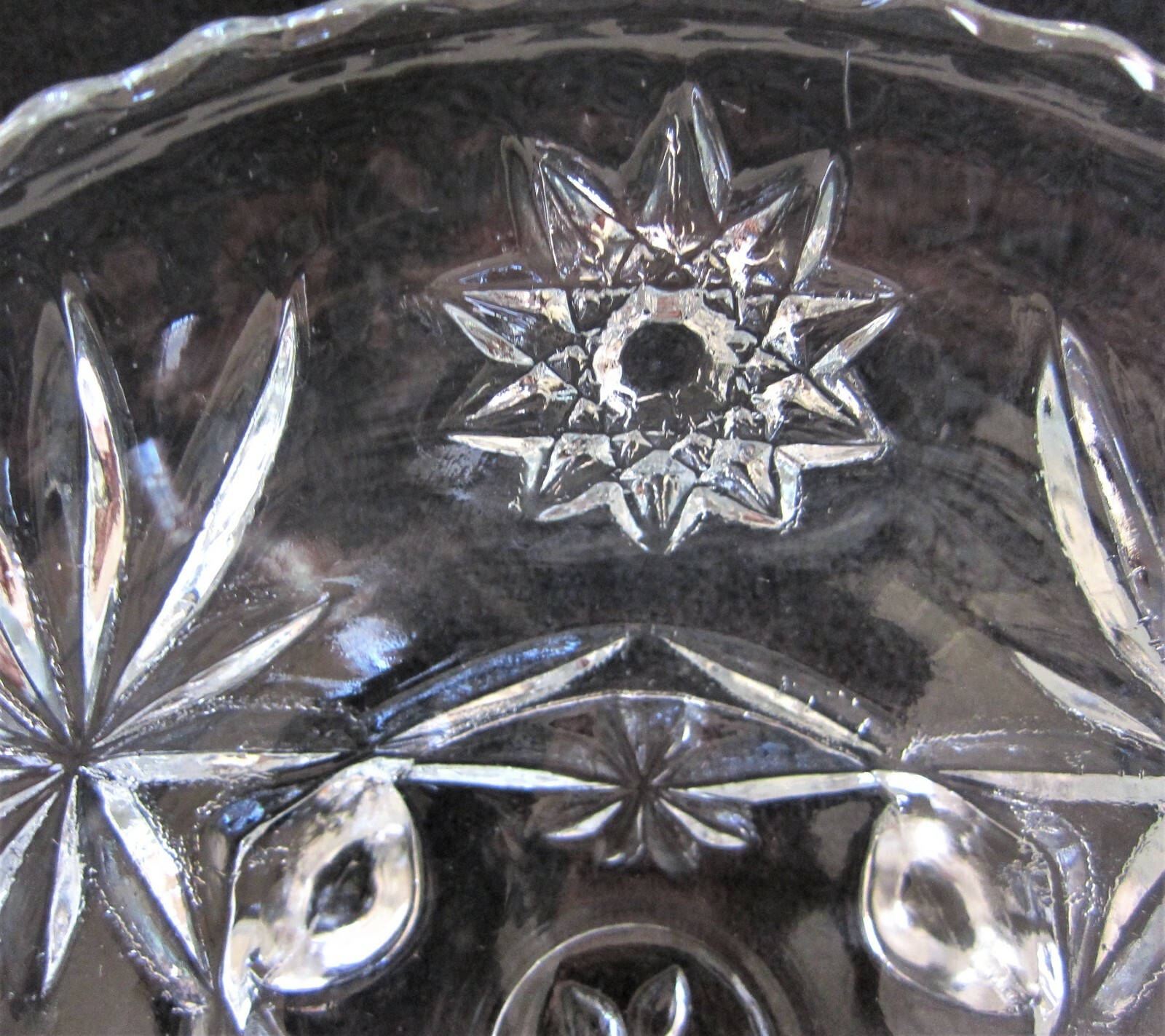 Vintage Footed Serving Bowl Serrated Rim Pressed Glass Small 6 ¾” | eBay