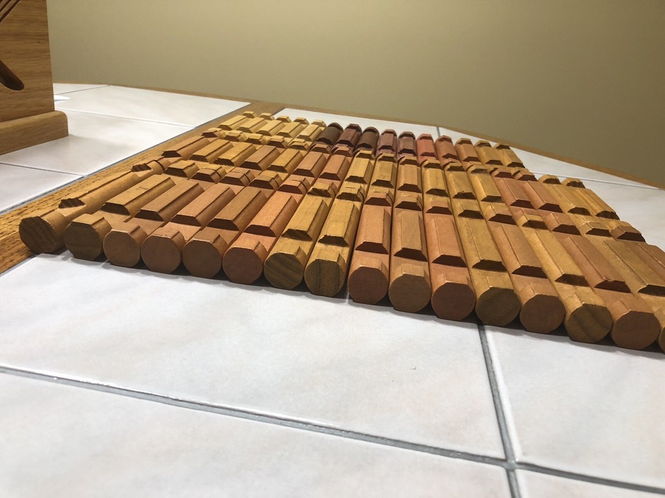 LINCOLN LOGS Lot: 49 Round (2 Notch), 6 Flat Bottom (2 Notch) - 4.5 ...