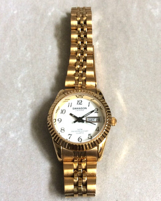 Swanson Japan Women's Gold Watch Round White Day & Date Dial on Gold ...