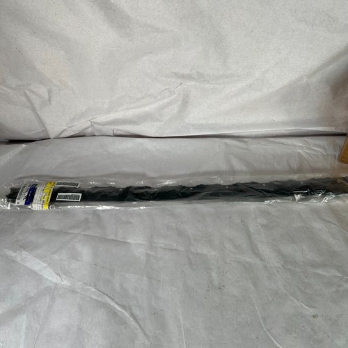2012 - 2014 Hyundai Genesis Sedan Rear Bumper Center Molding 86689 ...