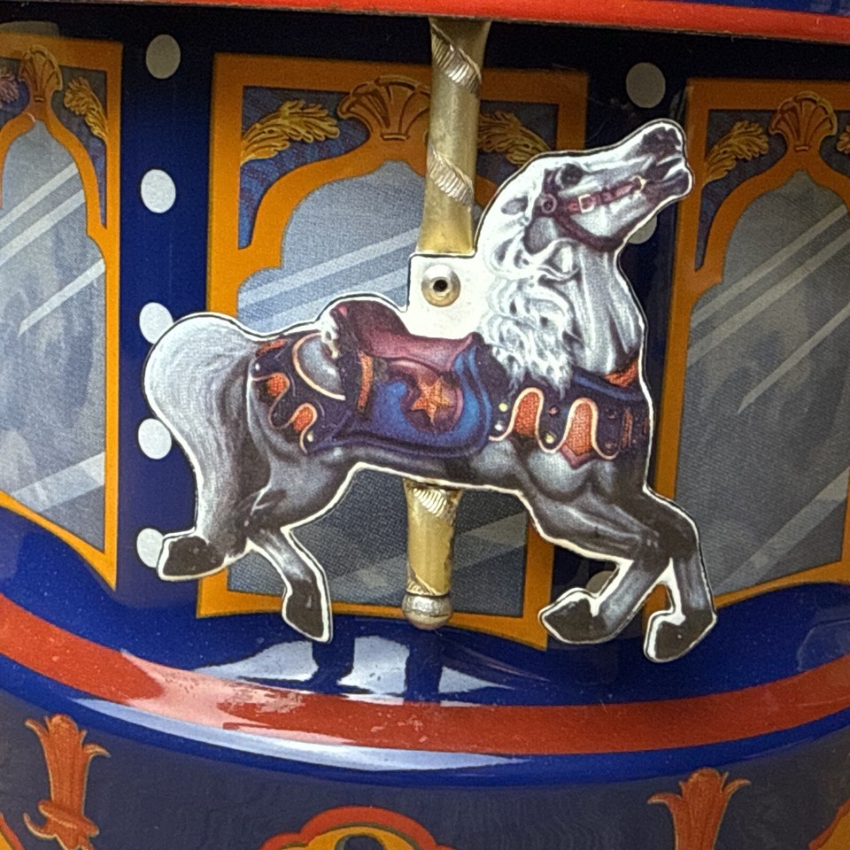 Vintage Kamenstein Carousel World of Motion Musical Metal Teapot w ...