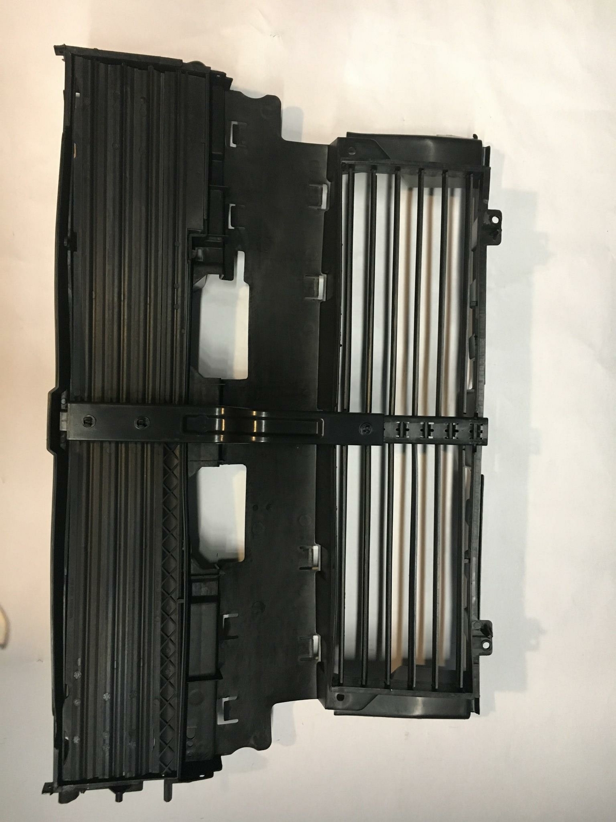 Shutter Assembly w/o Adaptive Cruise for 2013-2016 Ford Fusion ...